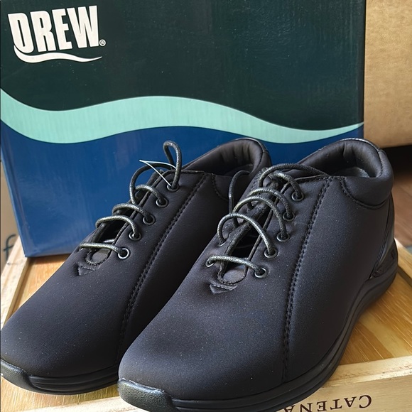 DREW | Shoes | Tulip Drew Black Stretch Athletic Shoes For Foot ...